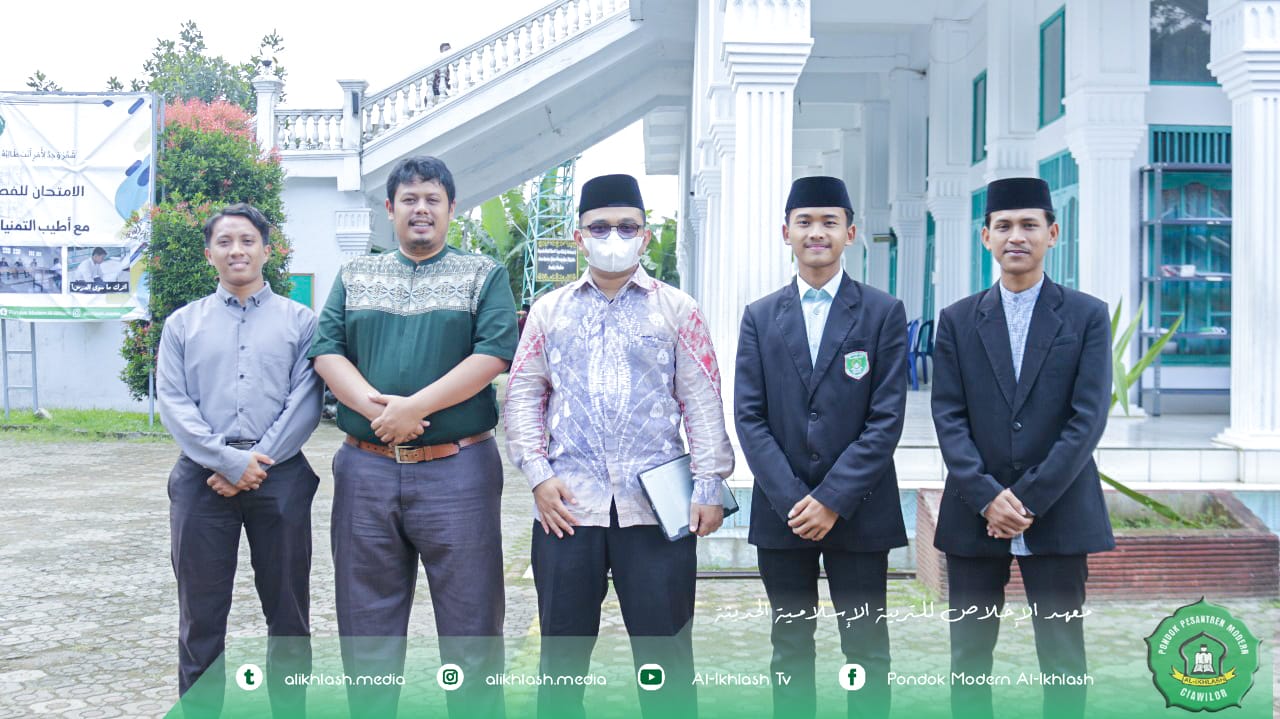 Santri Al-Ikhlash Ikuti Perlombaan Festival Dunia Arab 5.0 Tingkat ...