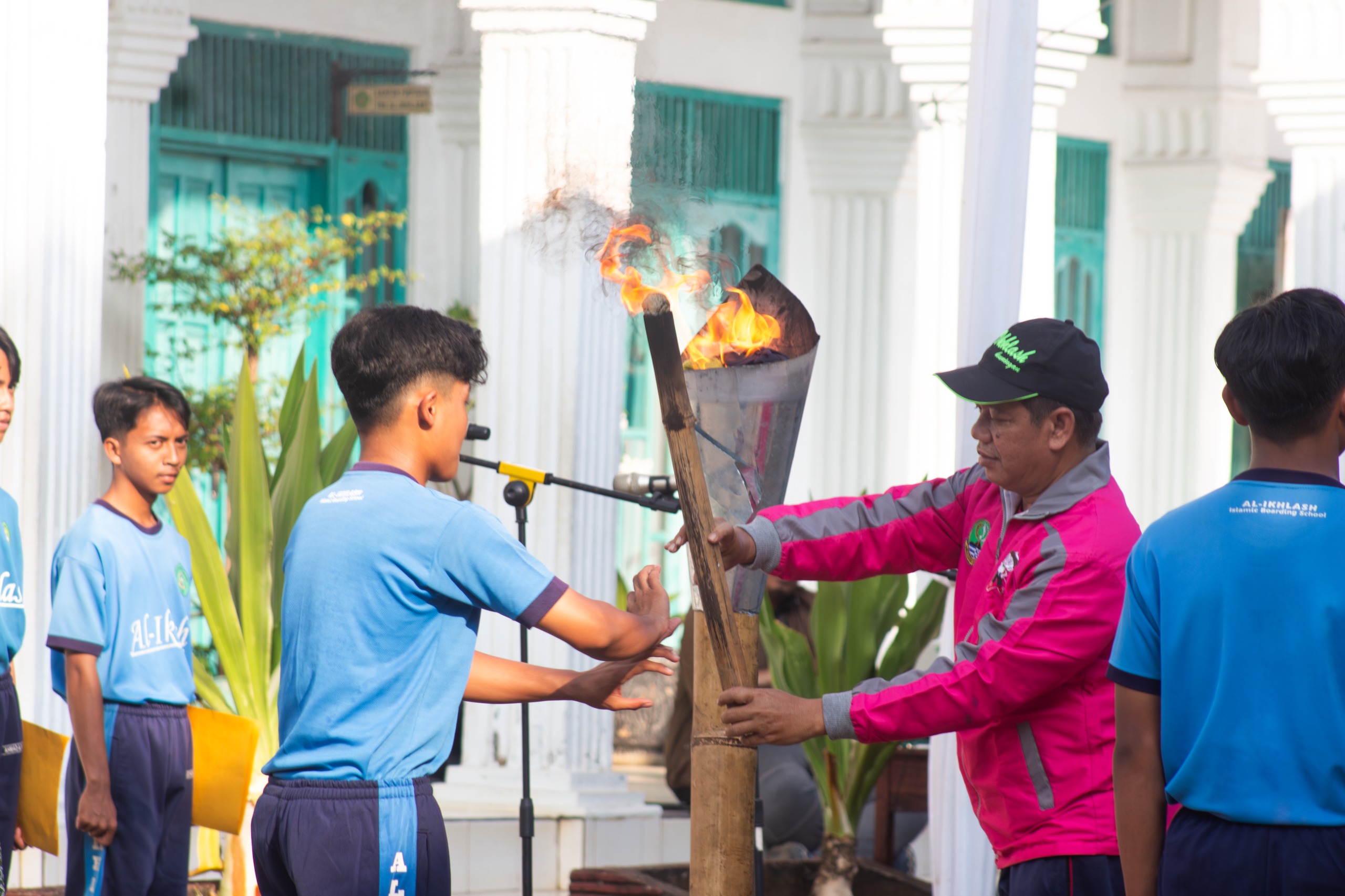 Menyalakan Obor Semangat: Al-Ikhlash Cup 2025 Resmi Dimulai - al ...